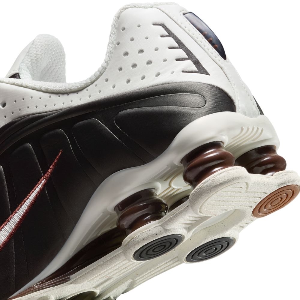 NIKE Shox R4 Womens Sneakers – ASPHALT